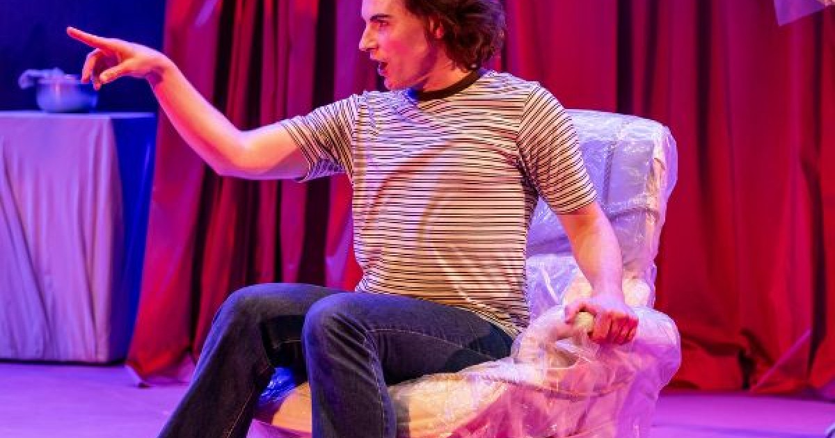Tim Earl talks about Mother Play | Q Theatre